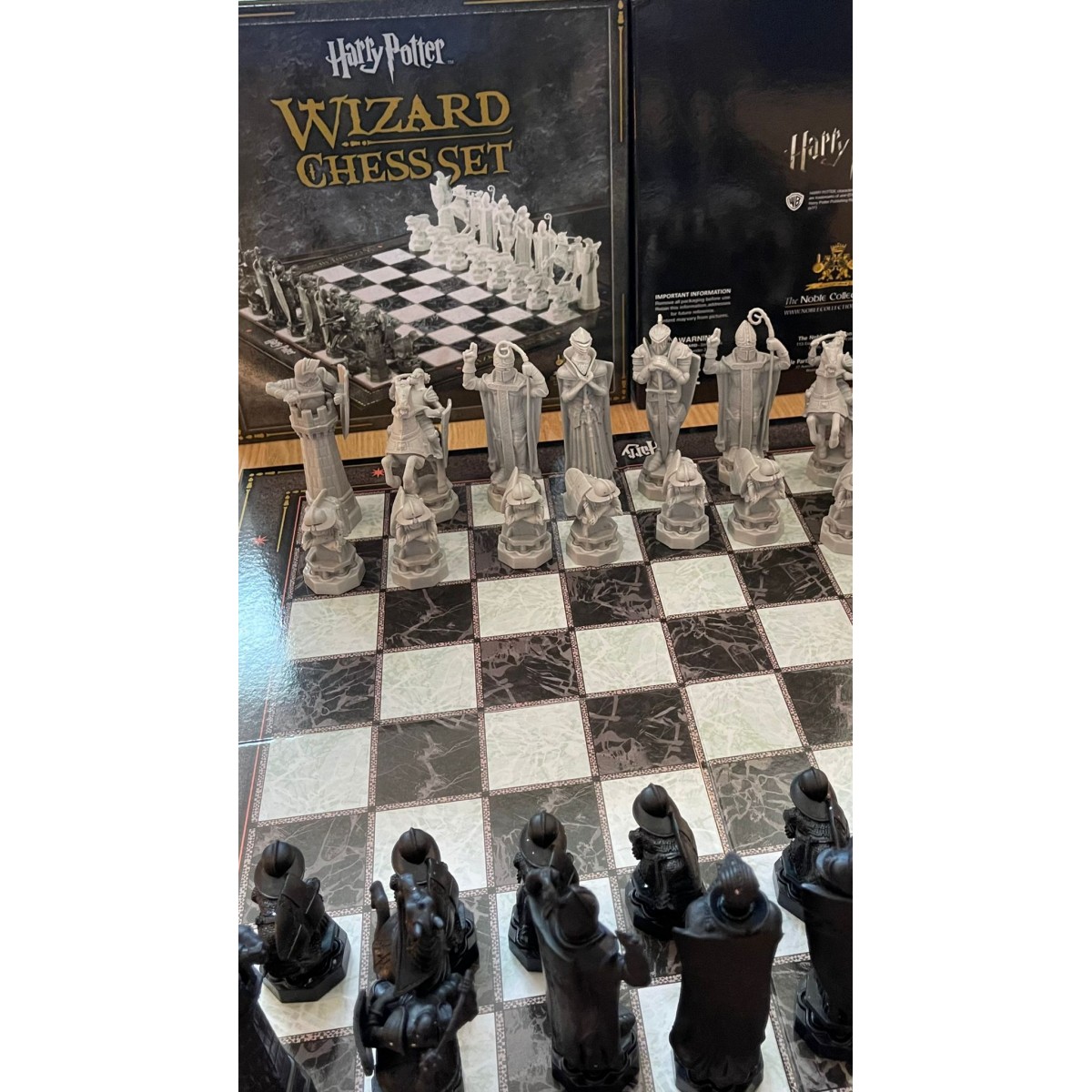 Harry Potter Wizard Chess Set (Board Game)